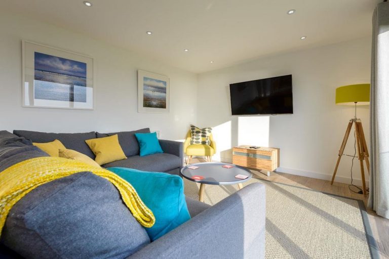 Seaside & Coastal Interior Design Style Guide | Cornwall