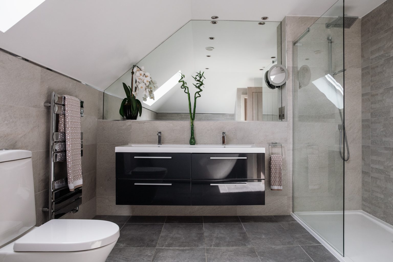 What is Coastal Interior Design? Cornish Design Tips for 2024 - Tracey ...